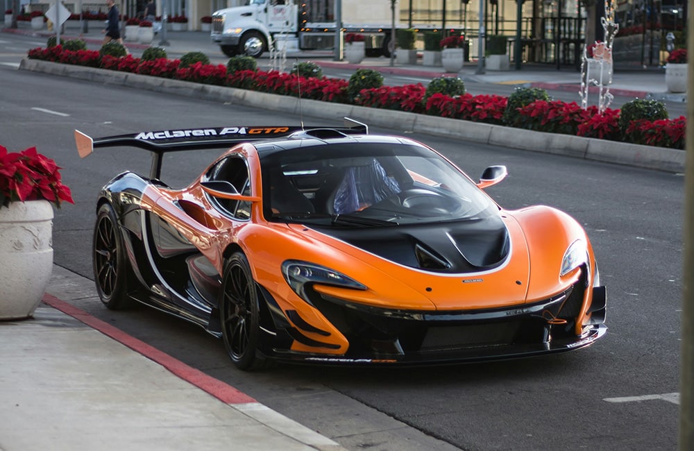 Unleashing the Beast: The World of McLaren Supercars | Interex ...
